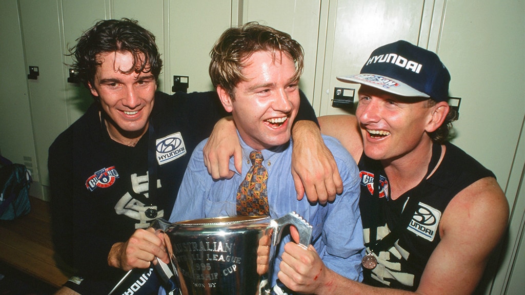 Motley inducted into SA Football Hall of Fame