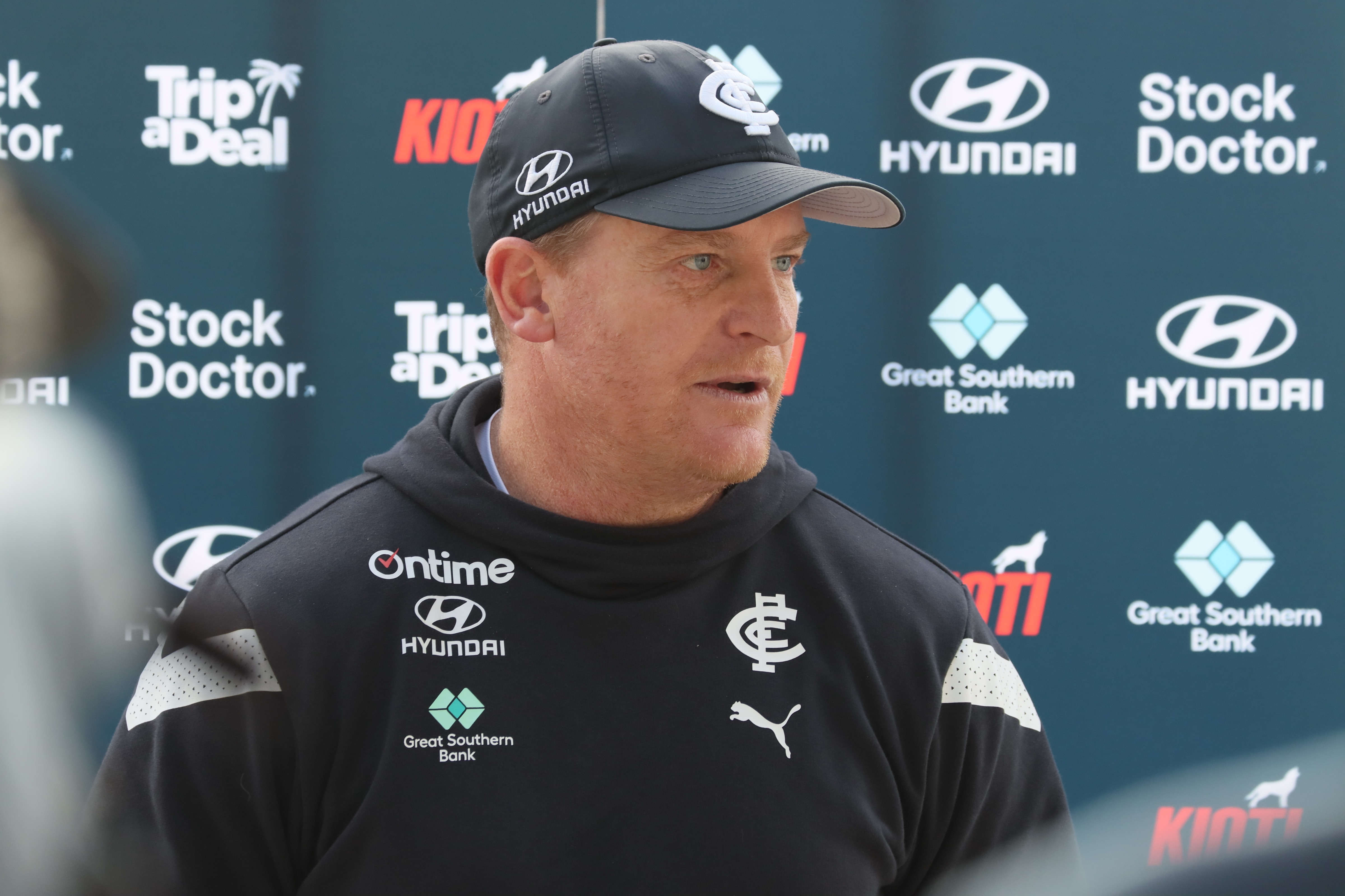 Voss: Stand our ground