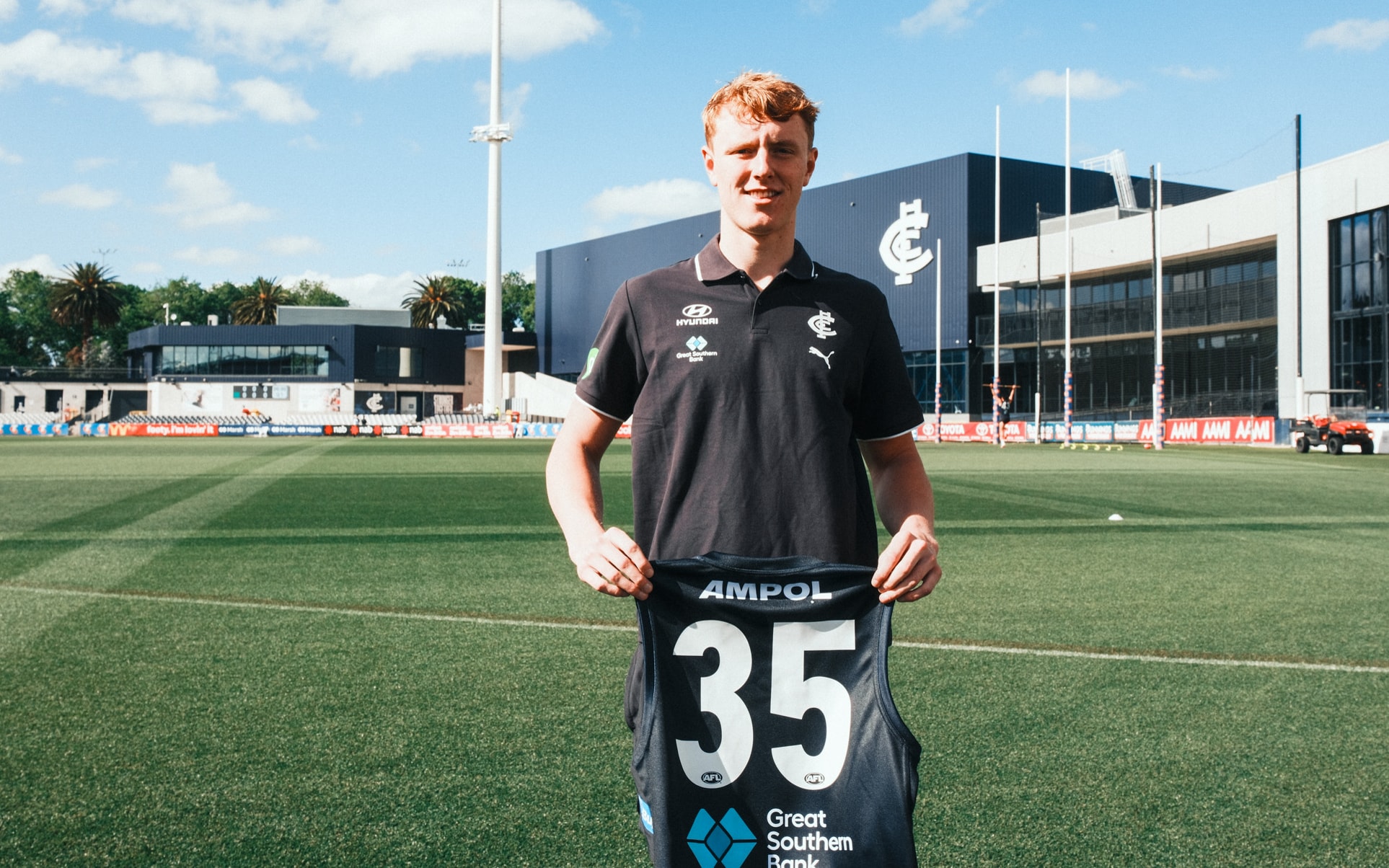 A legacy continues: Harry Dean handed No.35