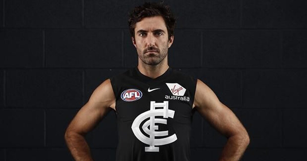 The Hard Way - 'Simmo' reflects on 300