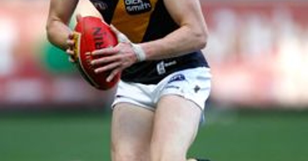 Andrew Collins joins Carlton
