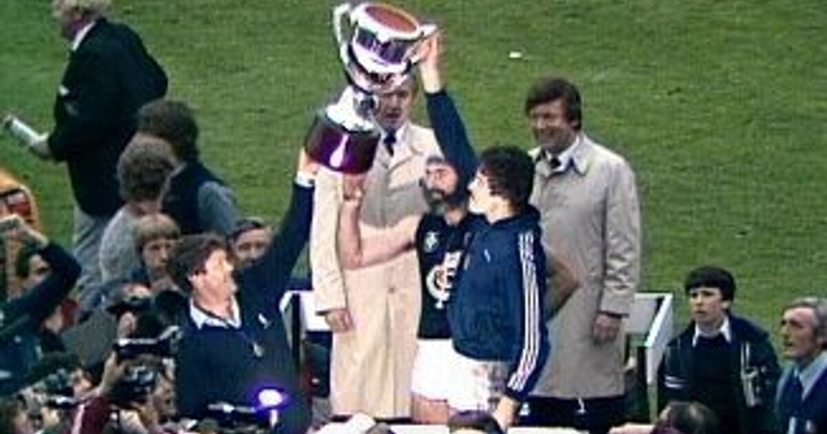 Moment 6: Back-to-back flags