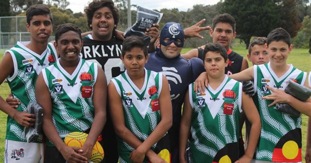 Captain Carlton meets future stars