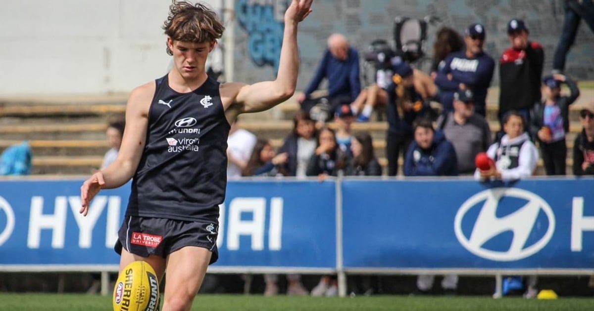 "I've got a bit more hair than him": Charlie McKay right at home