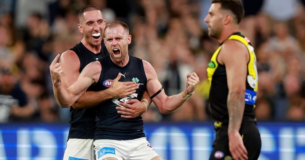 AFL R1 | Docherty shocks everyone with epic bomb