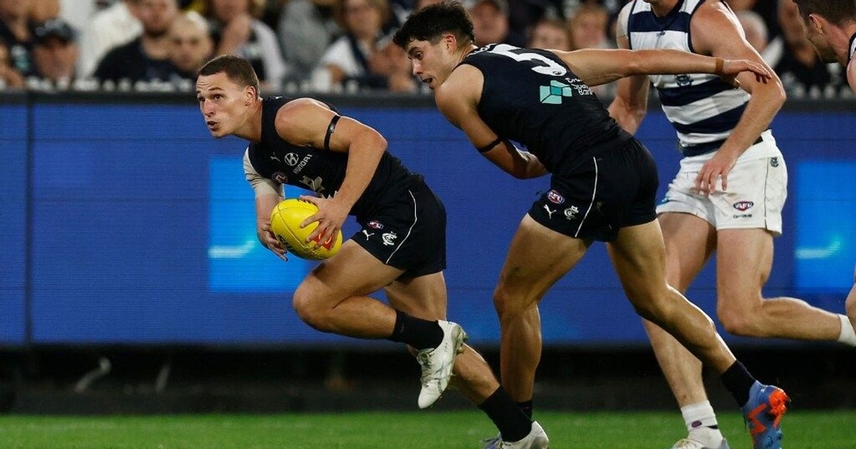 AFL R2 | Durdin drills outrageous shot as Blues run hot