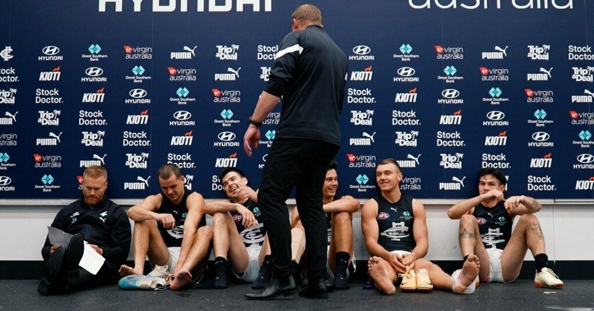 AFL R7 | Sights and sounds