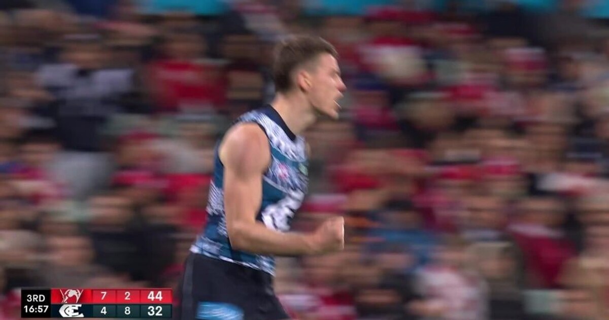 AFL R11 | Walsh works magic with sweetest of strikes