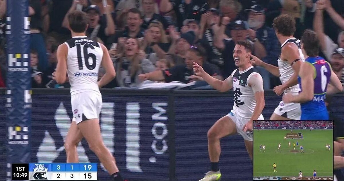 AFL R3 | Durdin dips in with cheeky checkside