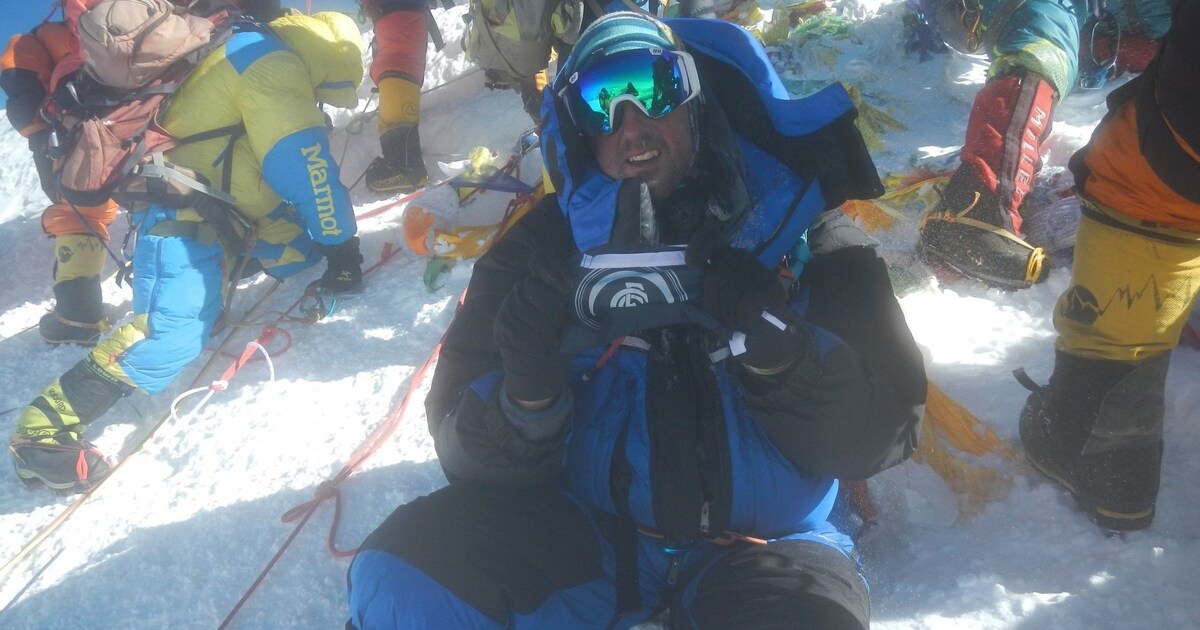 Flying the flag from Everest - Why Terry took Carlton to the mountaintop